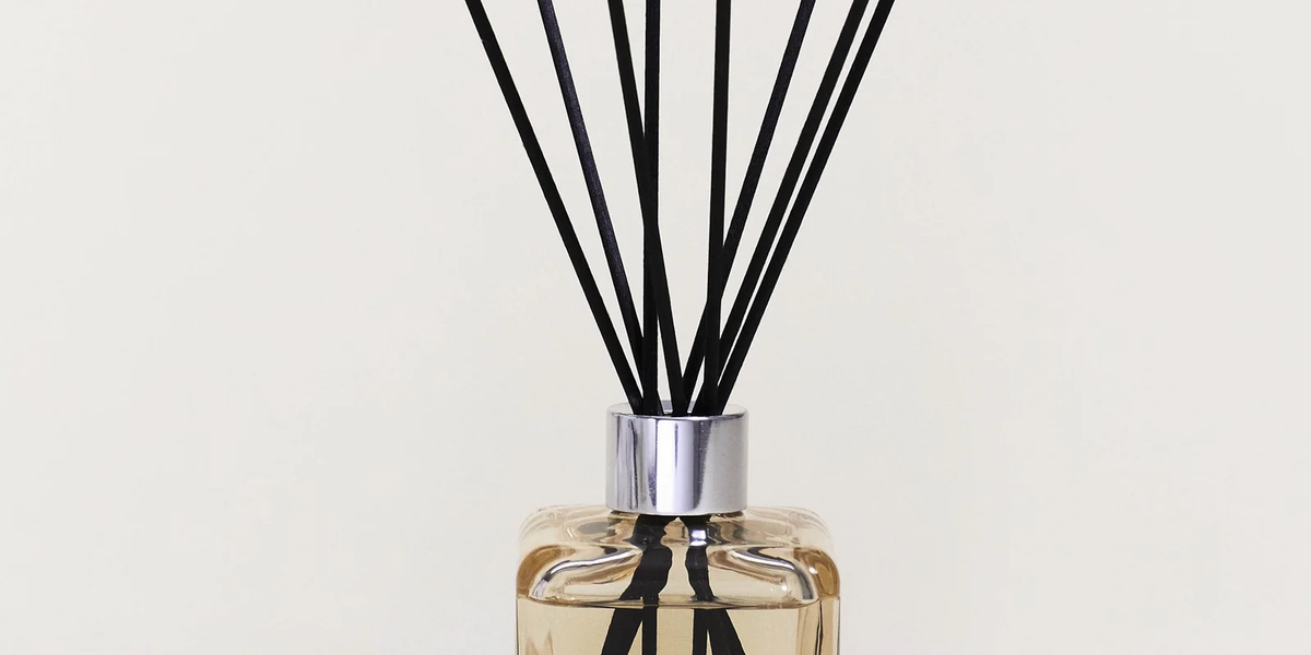 Anti-Odour Pet (Fruity & Floral) | Reed Diffuser Essential Oil - Cube ...